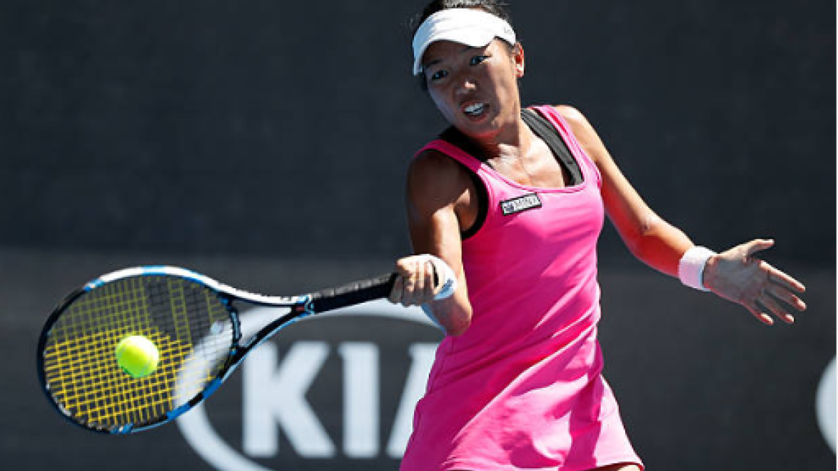 Vania King, curiosa iniciativa para combatir coronavirus
