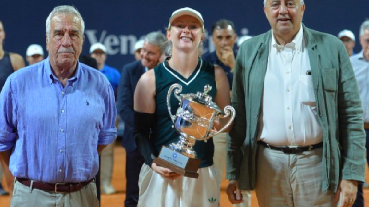 Francesca Jones aterriza en el top100 con título en Palermo